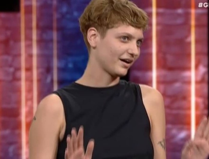 GNTM 5: «Να άφηνε και τις τρίχες στο μπικίνι!» - Οργίασε το Twitter με τις αξύριστες μασχάλες ...