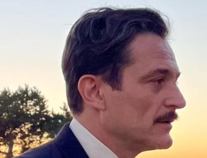 Στην ΕΡΤ ο Γιώργος Καραμίχος και όχι ως ηθοποιός - Η αλήθεια για το ...